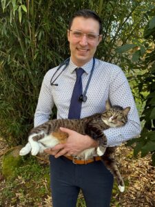 Dr. Gillon-Klein | Feline Medical Clinic